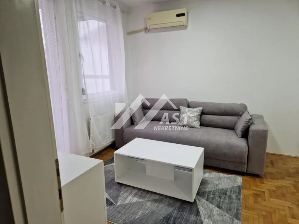 Izdavanje, dvosoban stan, 43m2, Podbara, Novi Sad, Novi Sad