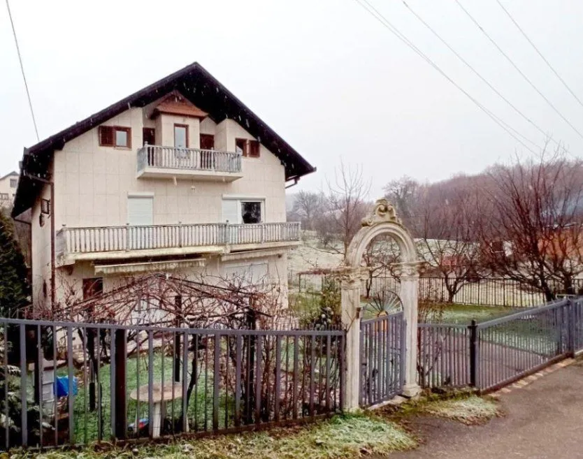 Prodaja, kuća, 219m2, Banja Koviljača, Loznica