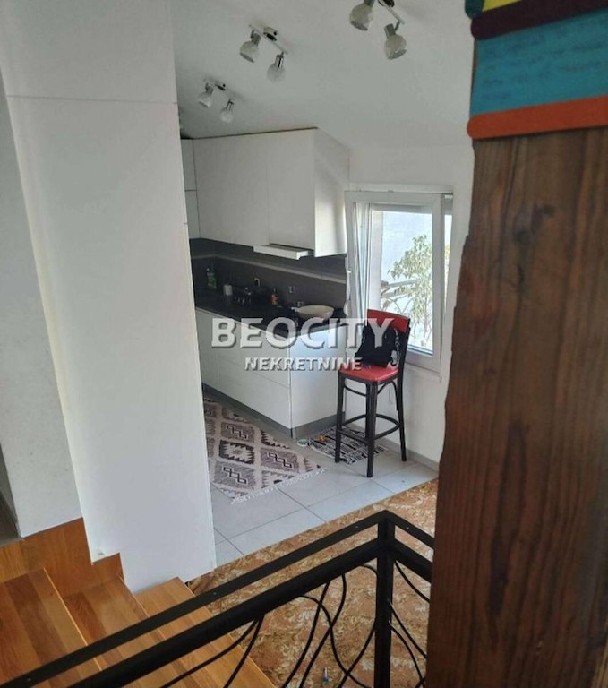 Novi Sad, Centar, Skerlićeva, 4.0, 100m2, 900EUR