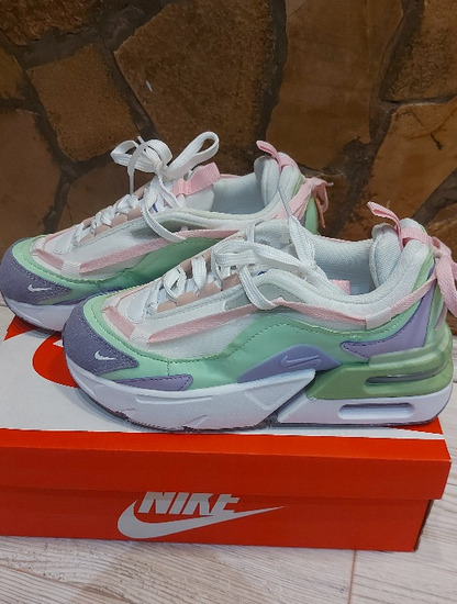 Nike airmax furyosa odgovaraju 37,5 AKCIJA 8500!