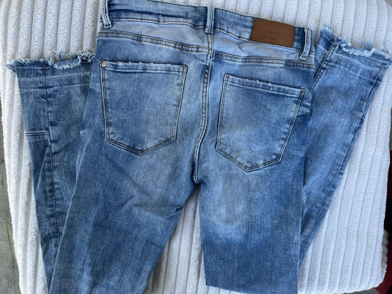 Zara trafaluc farmerice 36