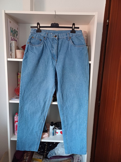 Pull Bear duboke mom jeans farmerke 40-42