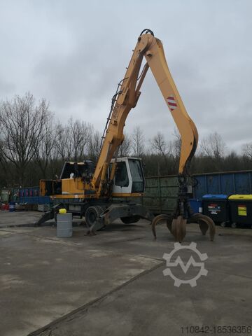 Rukovaoci materijalom
Liebherr 924 B Litronic