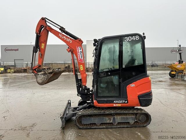 Bager za puzanje
Kubota KX027-4