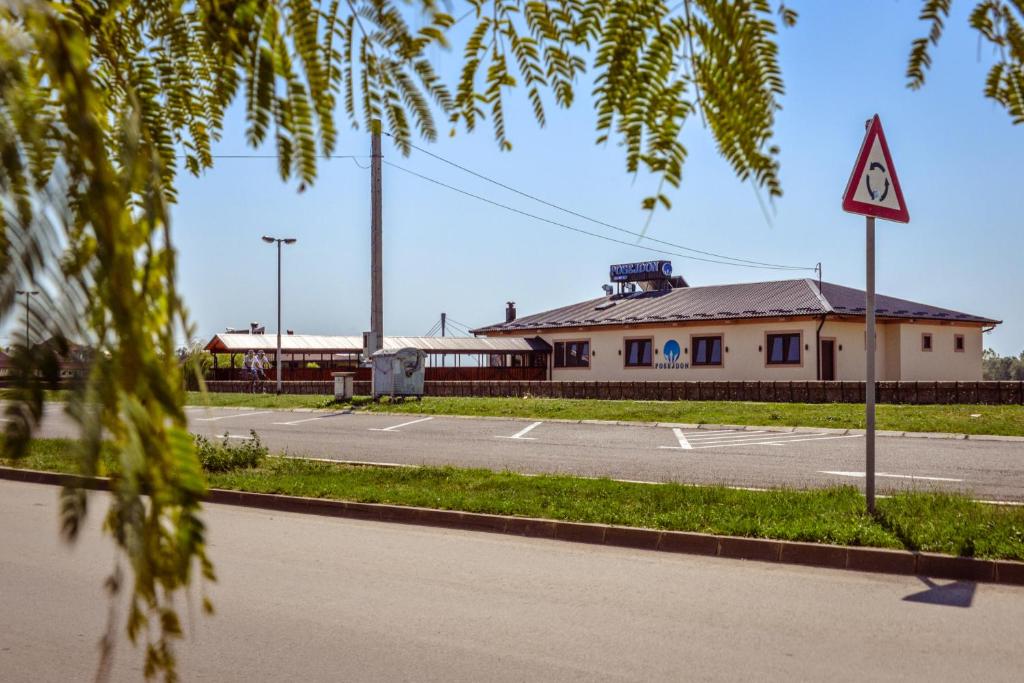 Na plaži
prevoz od/do aerodroma
B&B Posejdon