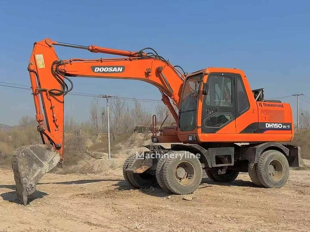 Doosan DH150 bager točkaš