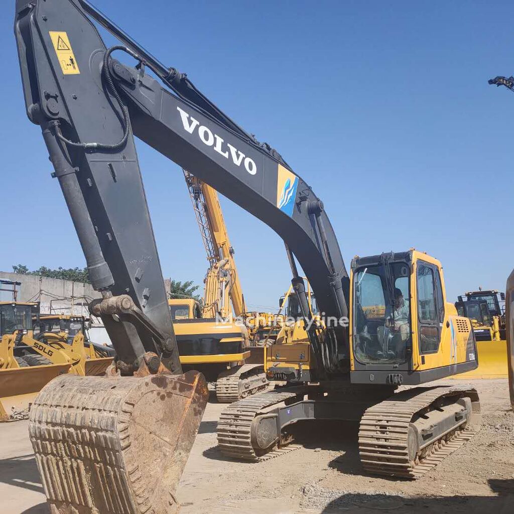 Volvo EC210BLC bager guseničar