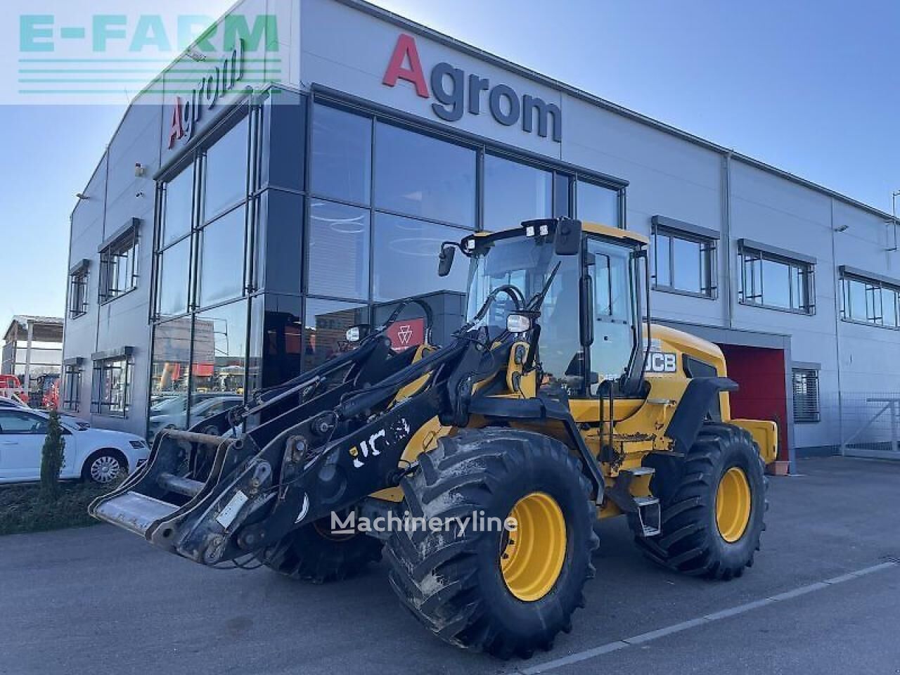 JCB 427 ht agri mini bager