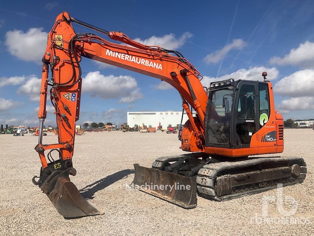 Prodaje se Doosan DX140LCR-3 bager guseničar na aukciji