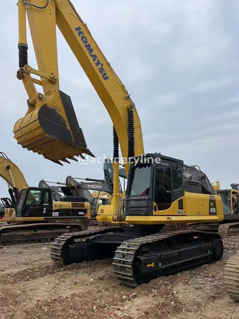 Komatsu PC450 bager guseničar