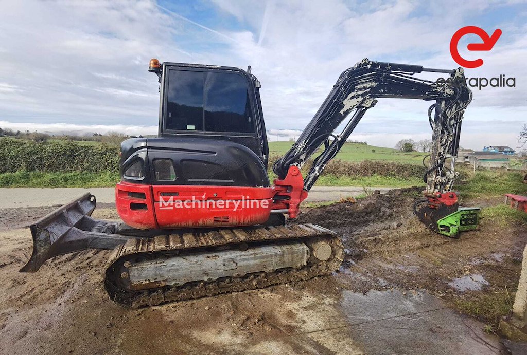 Prodaje se Takeuchi TB260 mini bager na aukciji