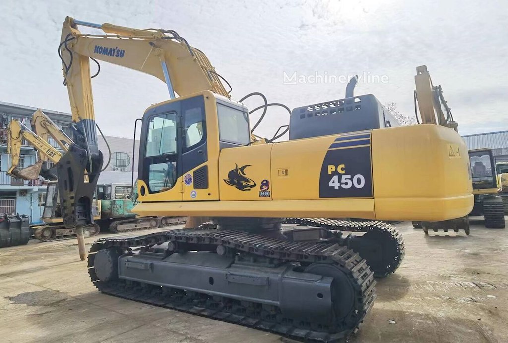 Komatsu PC450-8 bager guseničar