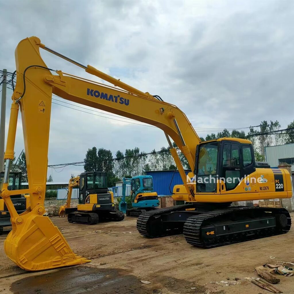 Komatsu PC220-7 bager guseničar