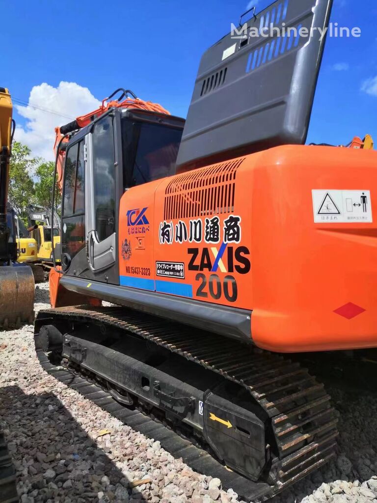 Hitachi ZX200 bager guseničar