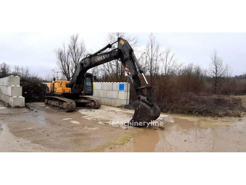 Volvo EC210BLC bager guseničar