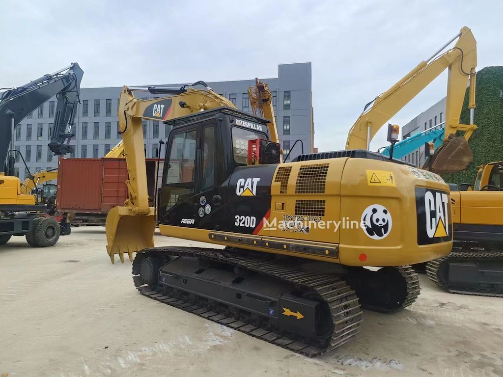 Caterpillar 320D bager guseničar