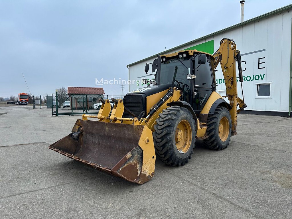 Caterpillar 212 BFT VIN 221 bager-utovarivač