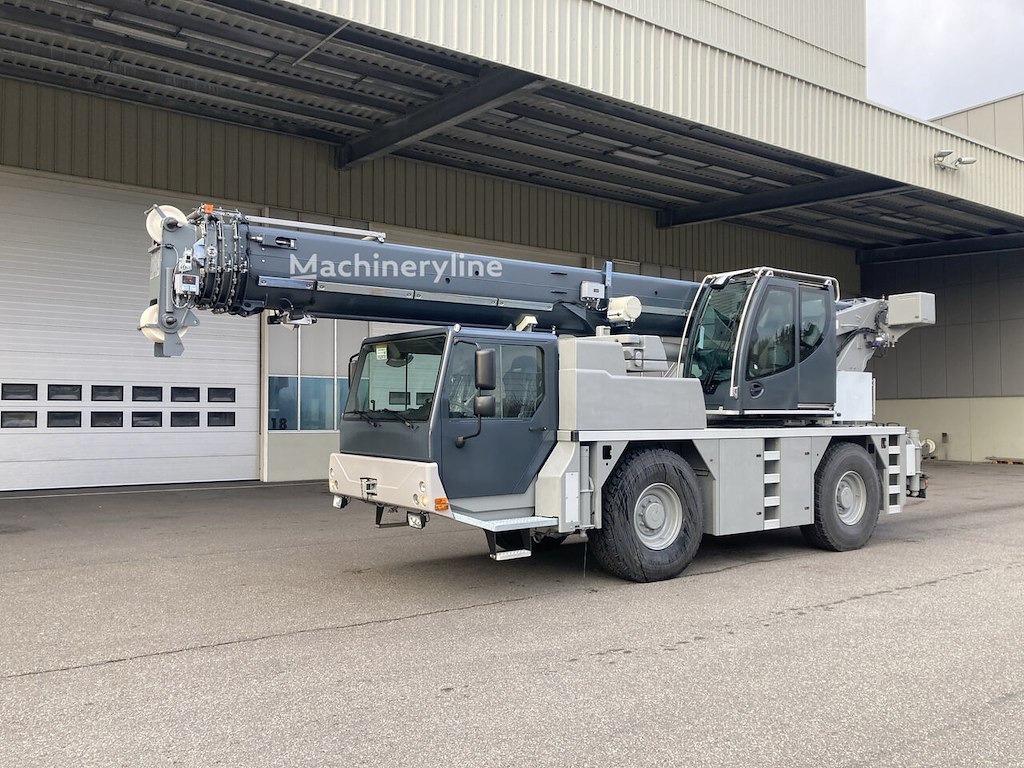 Liebherr LTM 1040-2.1 pokretna dizalica