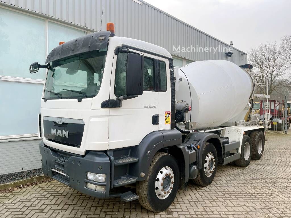 MAN TGS 32.360 2013 kamion s mešalicom za beton