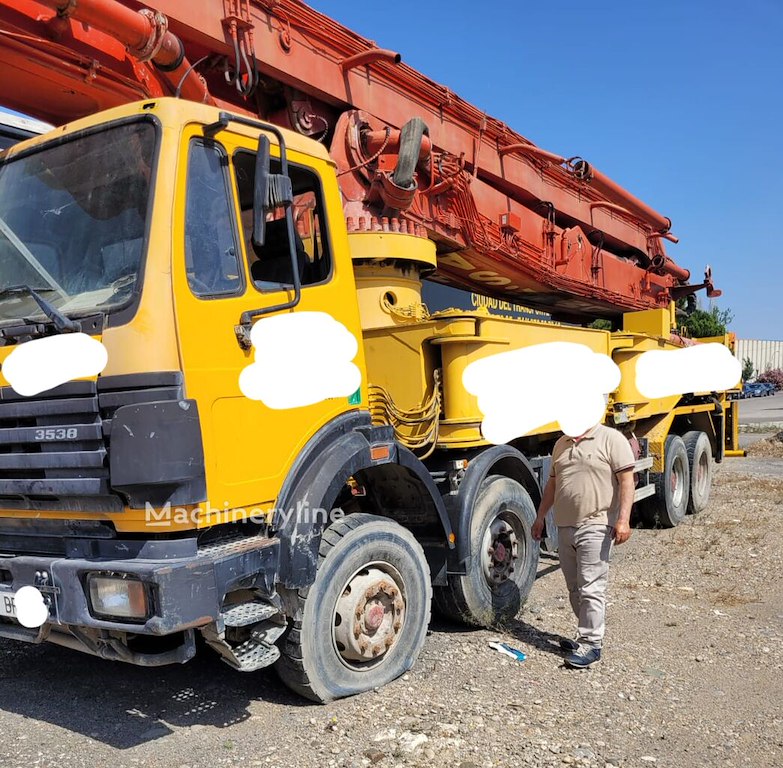 Mercedes-Benz 3538K 8X4 SK V8 PUTZMEISTER 47-METER DEFEKT pumpa za beton