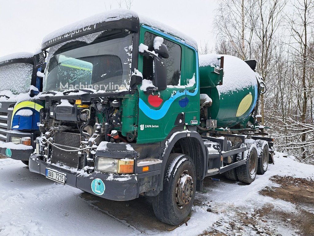 Prodaje se Liebherr na šasiji Scania P 380 CB6X6 HHZ kamion s mešalicom za beton na aukciji