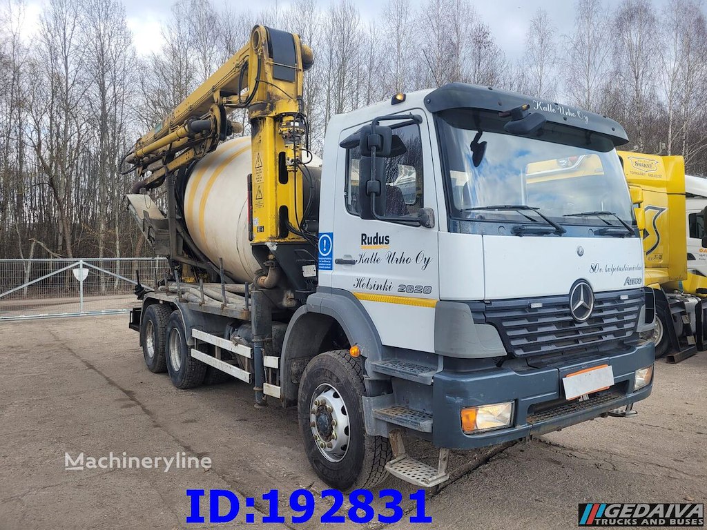 Schwing na šasiji Mercedes-Benz Atego 2628 6x4 pumpa za beton