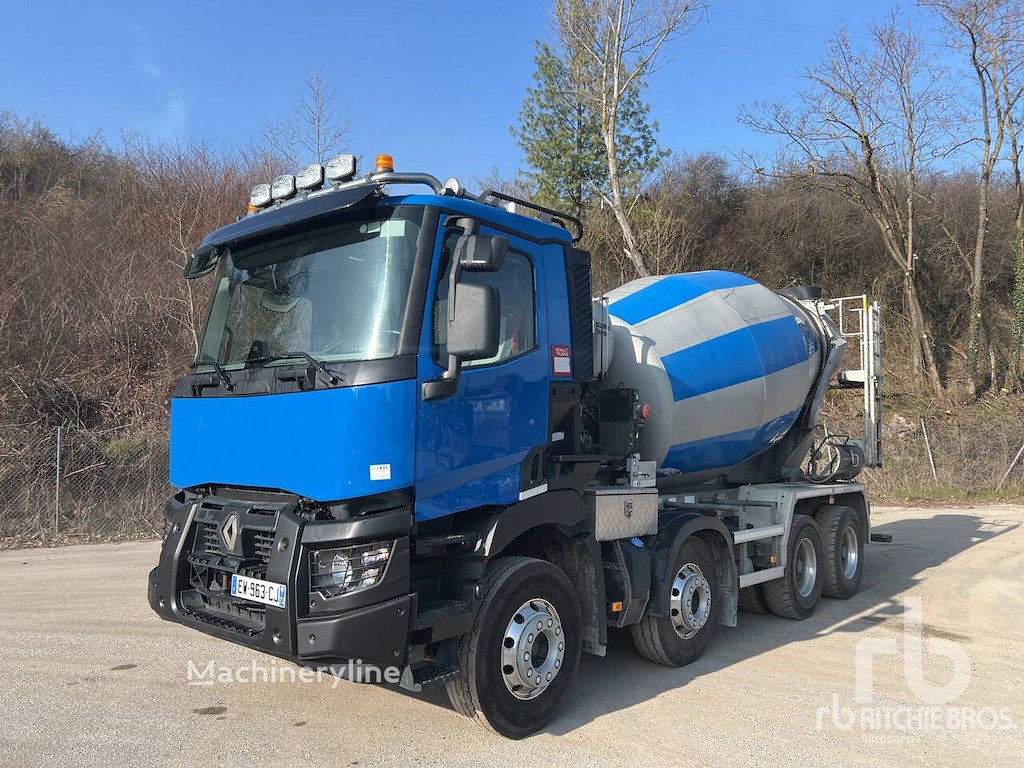 Prodaje se Renault C520 8x4 Camion Malaxeur kamion s mešalicom za beton na aukciji