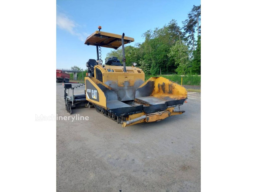 Caterpillar AP355F asfaltni finišer guseničar