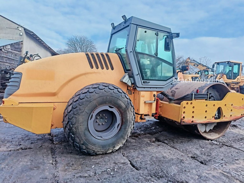 Hamm 3520HT valjak za asfalt