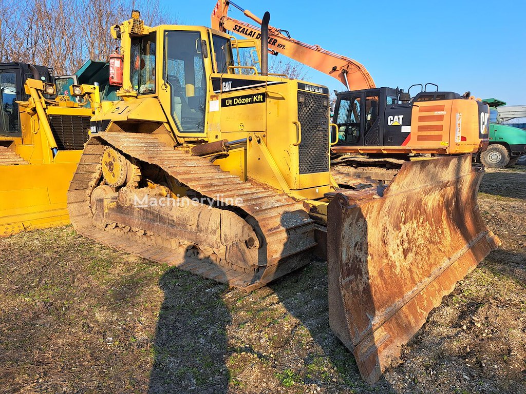 Caterpillar D6N LGP buldožer