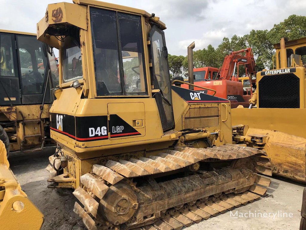 Caterpillar d4g buldožer