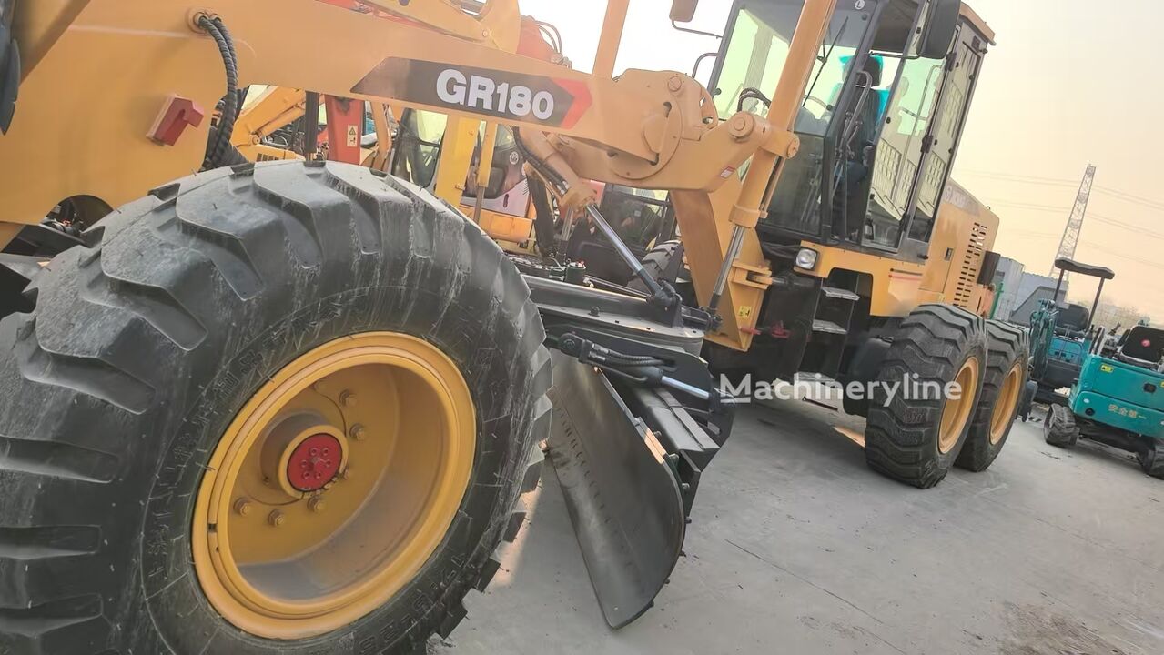 XCMG GR180 grejder