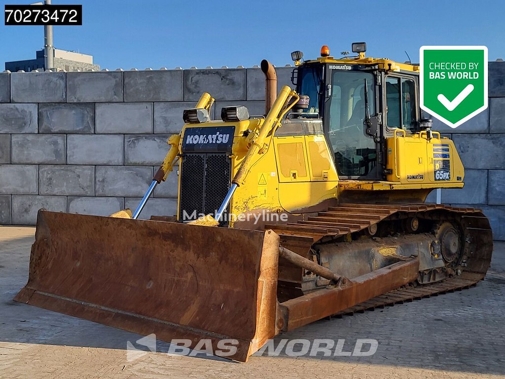 Komatsu D65 PX -18 buldožer