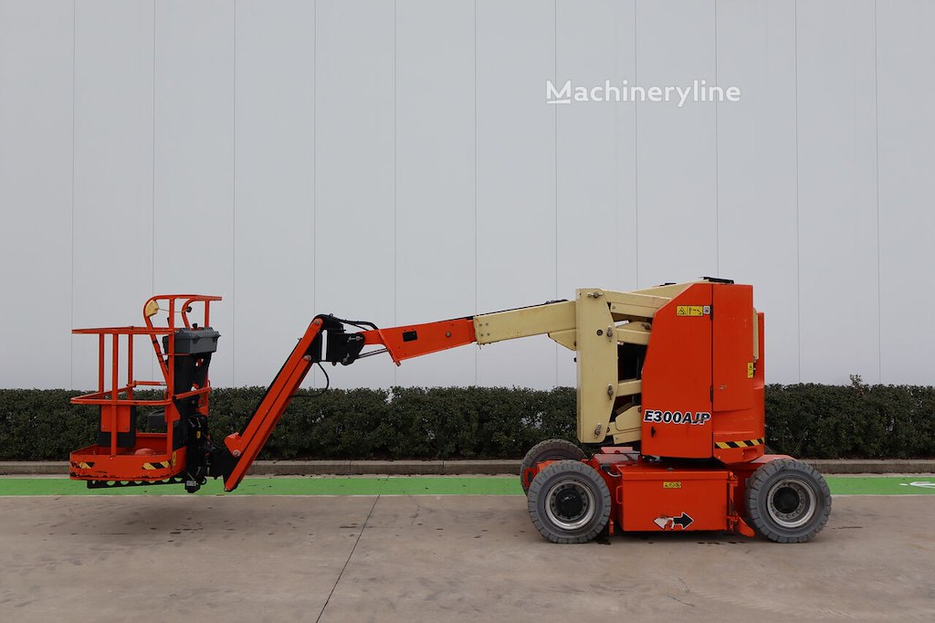 JLG E300AJP - V28575 hidraulična zglobna platforma