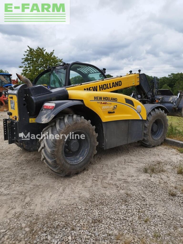 New Holland th7.42 teleskopski prednji utovarivač