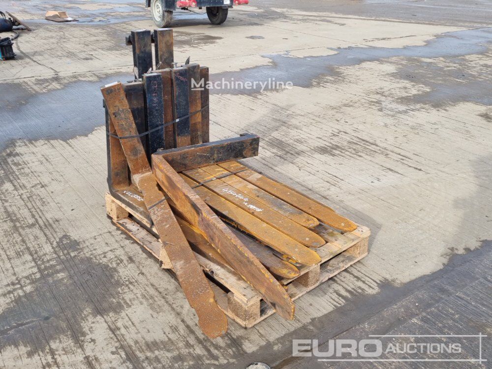 Prodaje se Forks to suit Fork Lift (1 Pallet of) kašiku za prednje utovarivač na aukciji