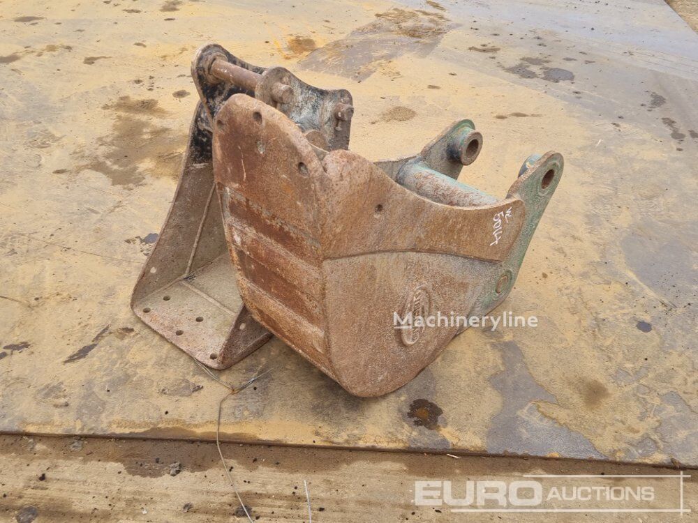 Prodaje se Strickland 12", 10" Digging Bucket 45mm Pin to suit 4-6 Ton Excavator kašiku za bager na aukciji