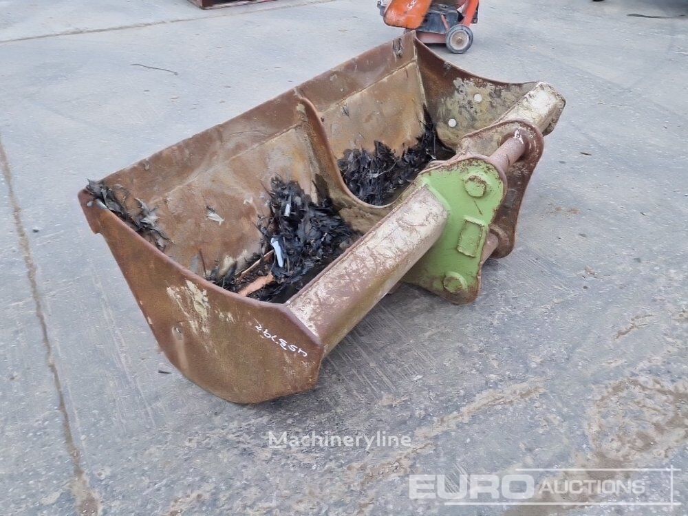 Prodaje se 72" Ditching Bucket 65mm Pin to suit 13 Ton Excavator kašiku za bager na aukciji