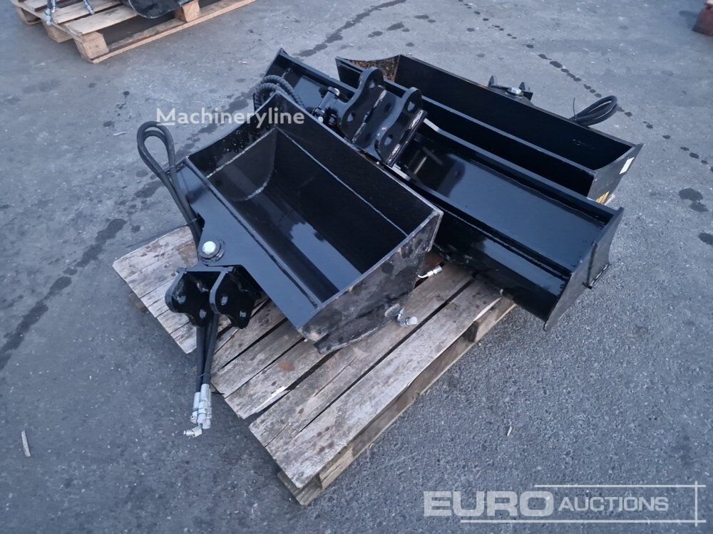 Prodaje se 40", 36", 24" Hydraulic Tilt Ditching Buckets to suit Mini Excav sejalnu kašiku na aukciji