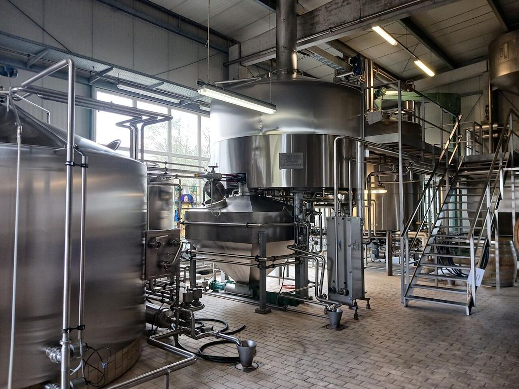 3 vessel brewhouse cilindrično-konusni rezervoar