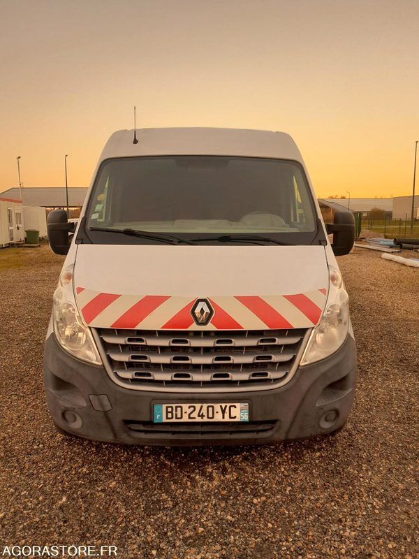 Prodaje se Renault MASTER minibus furgon na aukciji