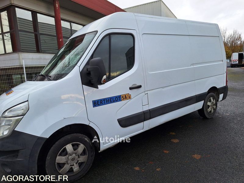 Prodaje se Nissan NV400 minibus furgon na aukciji