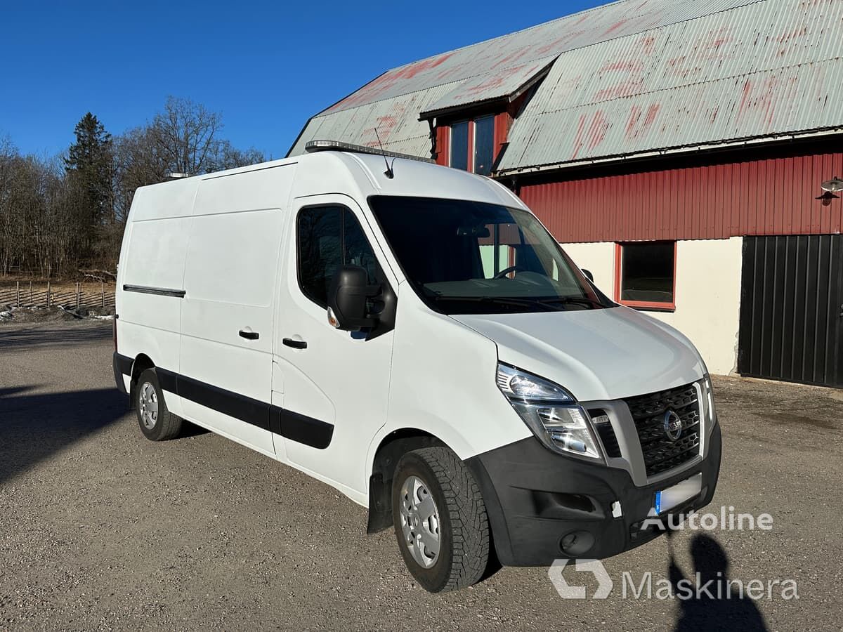 Prodaje se Nissan NV400 minibus furgon na aukciji