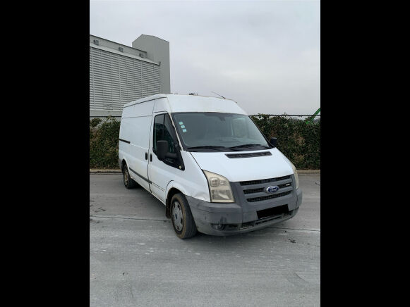 Prodaje se Ford Transit minibus furgon na aukciji