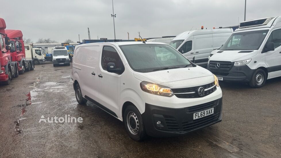 Prodaje se Vauxhall VIVARO 2900 EDITION 1.5 100PS minibus furgon na aukciji