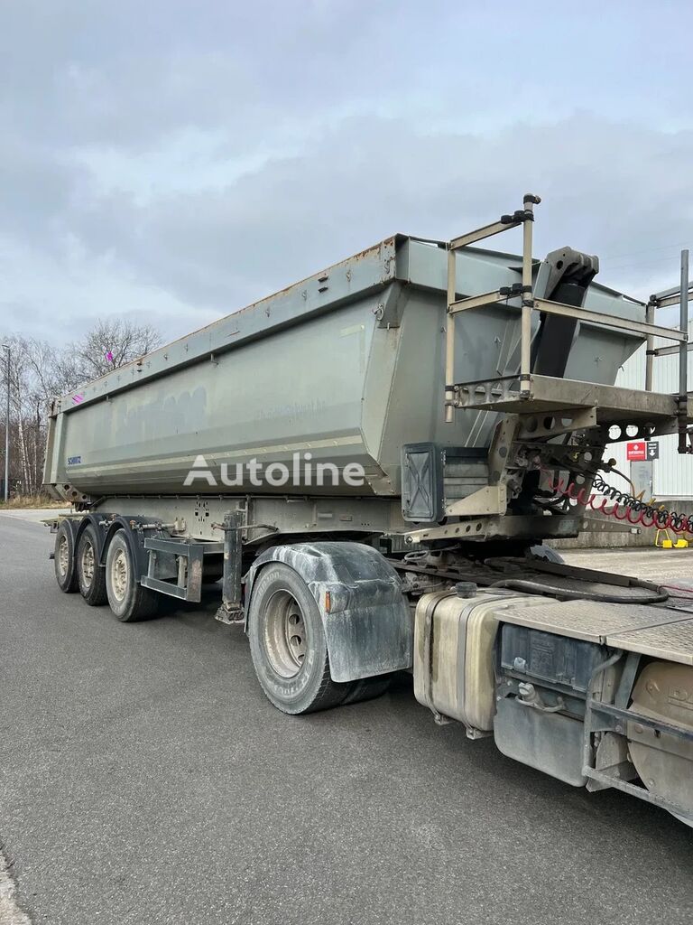 Schmitz Cargobull SGF S3 2013 poluprikolica kipera