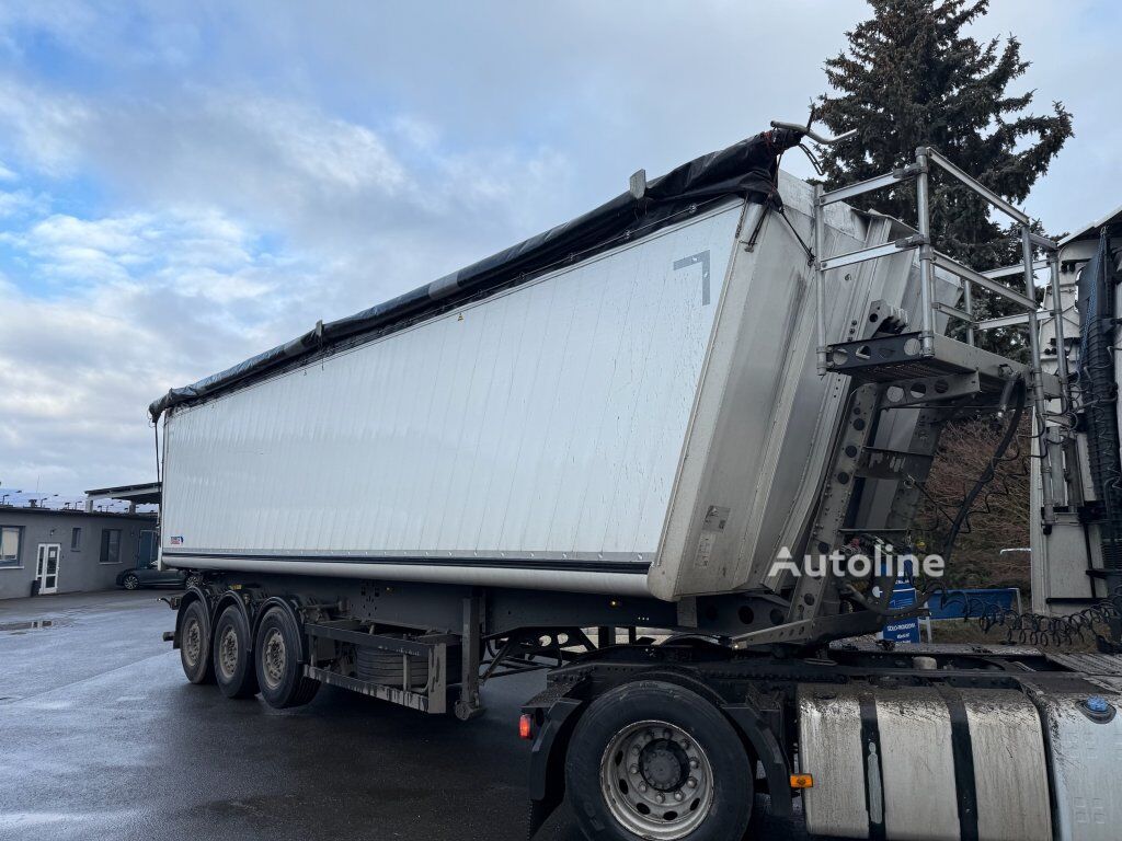 Schmitz Cargobull SKI 50m3 poluprikolica kipera