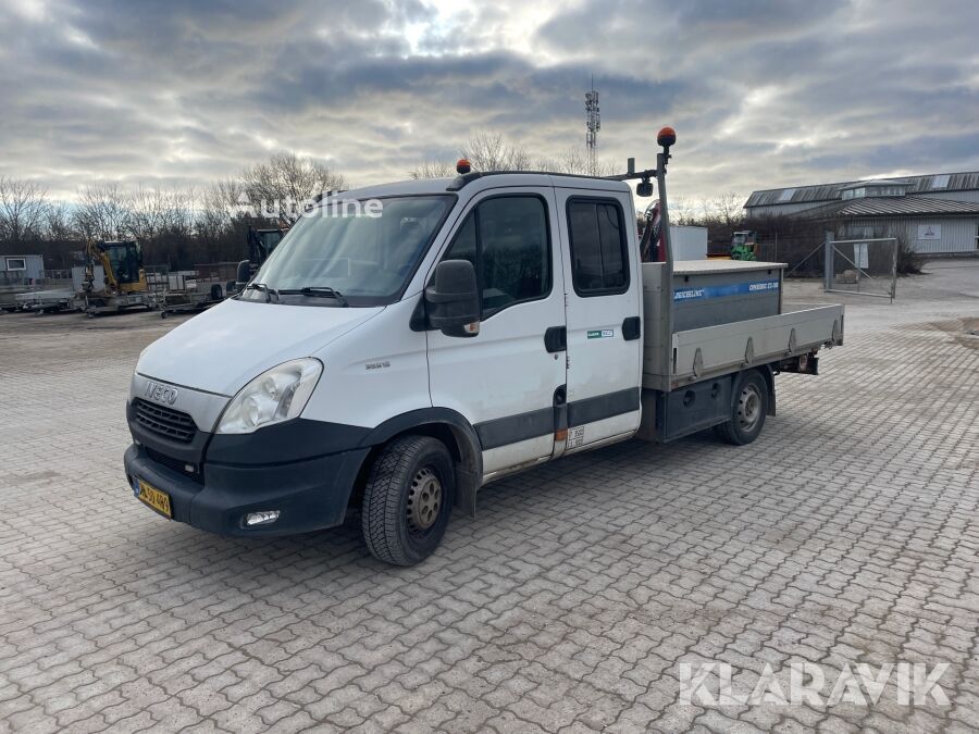 Prodaje se IVECO Daily 35S kamion s ravnom platformom < 3.5t na aukciji