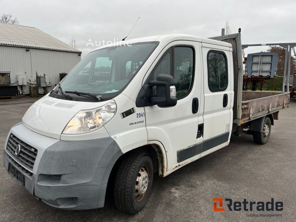 Prodaje se FIAT Ducato 120 Multijet 2,3 JTD kamion s ravnom platformom < 3.5t na aukciji