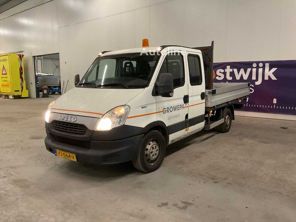 Prodaje se IVECO Daily 35S11 kamion s ravnom platformom < 3.5t na aukciji